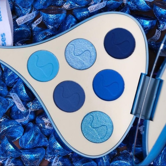 Glamlite | Makeup | Glamlite Hershey Kiss Eyeshadow Palette Cookies ...